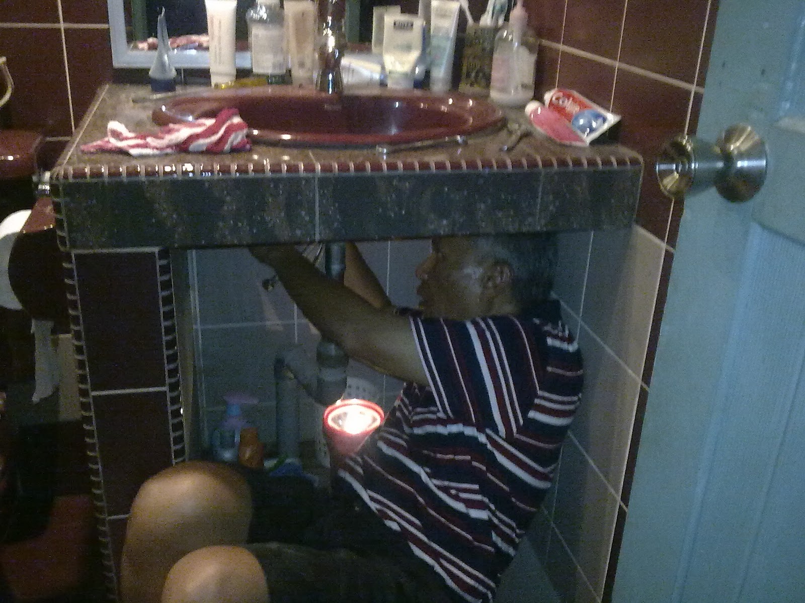 KUMANG Sedinang: Tukang paip SENDIRIAN BERHAD